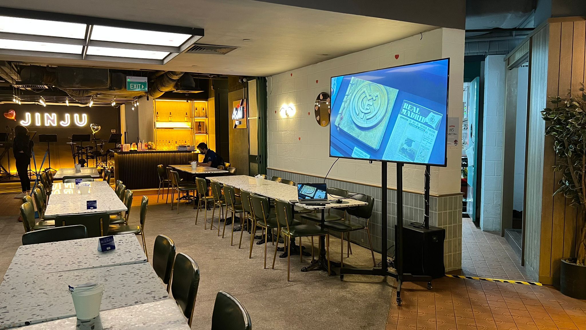 Rent TV in Singapore For Events | Affordable, Fast, Free Delivery.